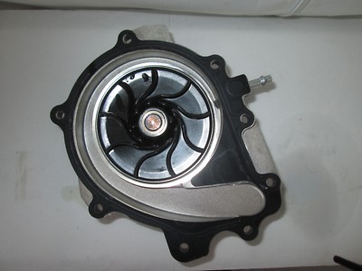 Mercedes Benz M651 Wasserpumpe Motorkühlung A6512005101 neuwertig 80 km ...