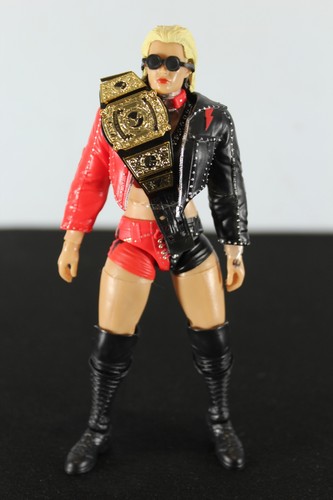 AEW Toni Storm Jazwares Wrestling Figure Toy All Elite Unrivaled 14 ...