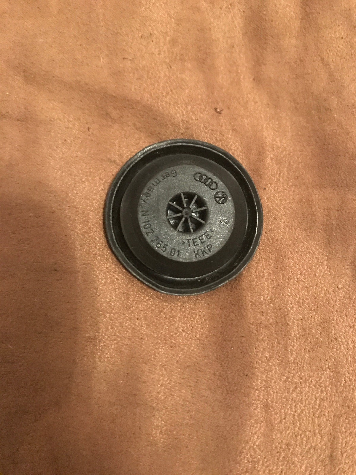 Audi A6 C6 Front Door Rubber Bung Seal N10226501 | eBay UK