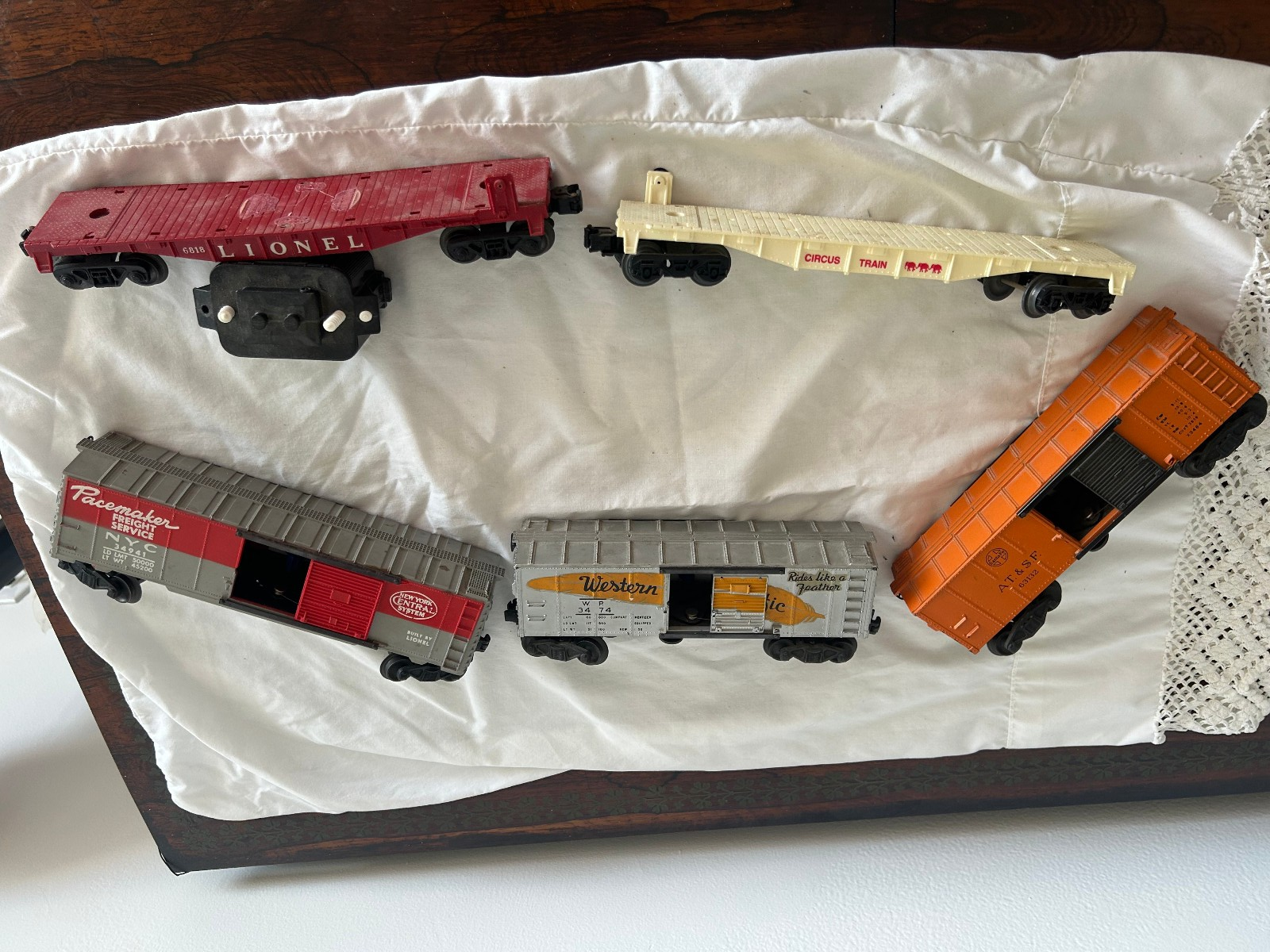 lione lPost war 5 car lot of action freight an flad bed cars | eBay
