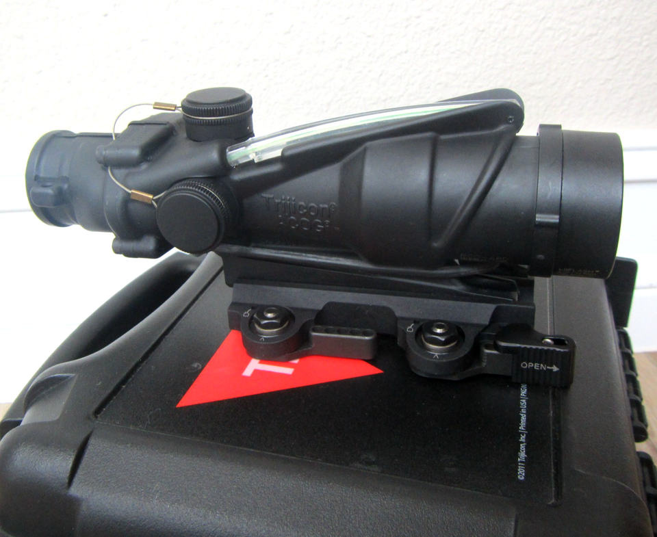 TRIJICON 100218 ACOG 4X32 DUAL ILLUMINATED GREEN CHEVRON .223 SIGHT ...