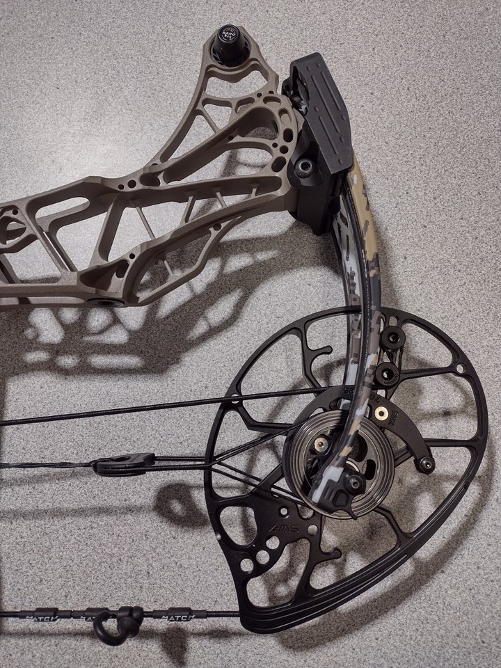 MATHEWS LIFT 29.5...RIGHT HAND...GRANITE / ELLEVATED 2...***PICK YOUR ...