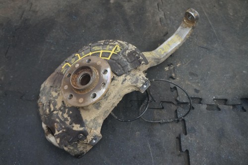 Front Suspension Right Spindle Knuckle Hub Awd 670004762 Oem Maserati ...