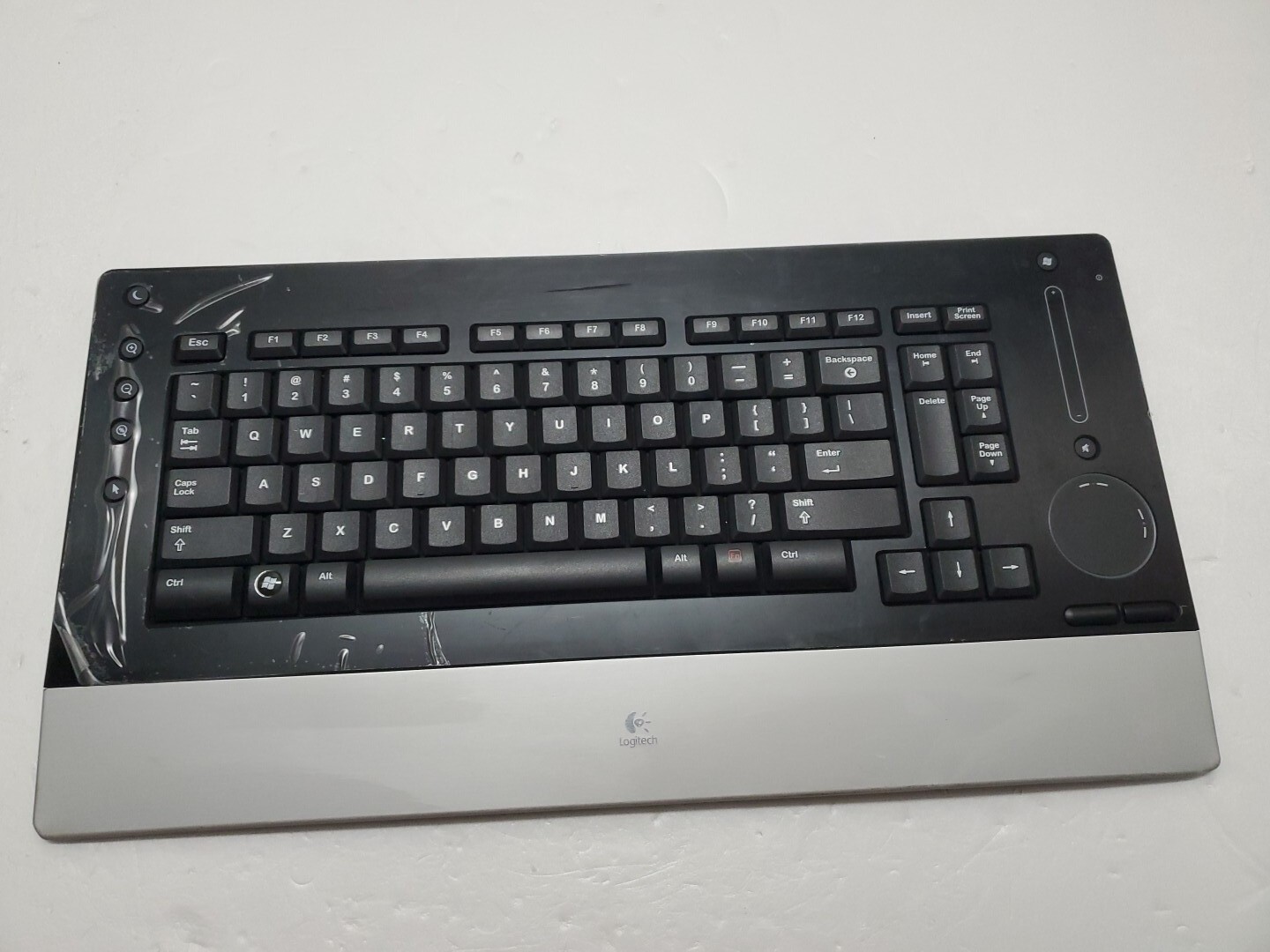 Logitech diNovo Edge Bluetooth Keyboard Y-RAY81 - Keyboard Only- 820 ...