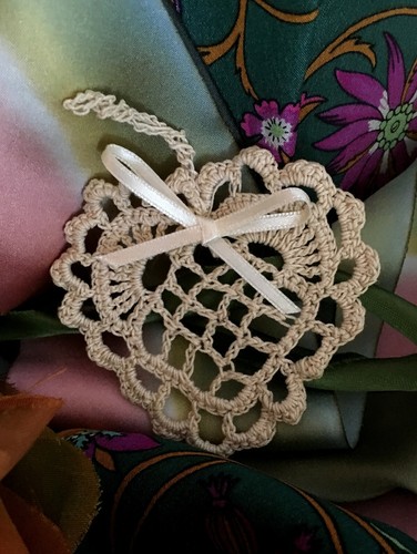 Heart Crochet Ornaments Handmade for Memory Collectibles Valentine ...