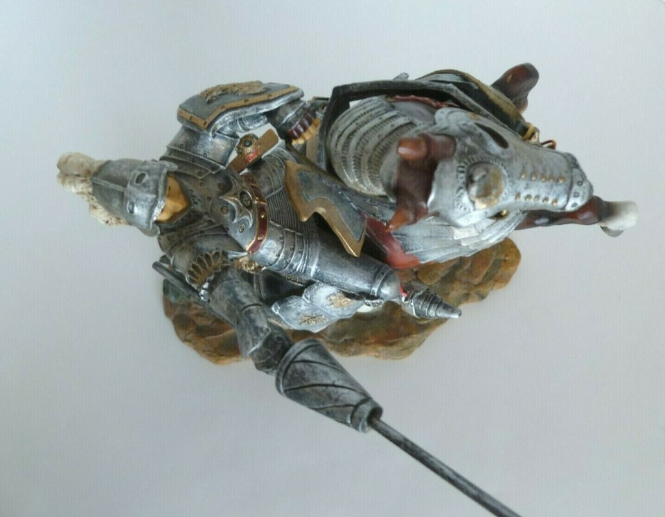 Medieval Armored Knight on Horse w Lance Summit Collection 12" Figurine ...