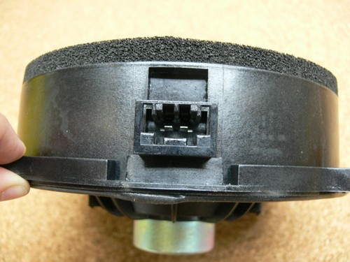 GENUINE LAND ROVER REAR SPEAKER WOOFER LR4 RANGE ROVER SPORT 12-13 ...