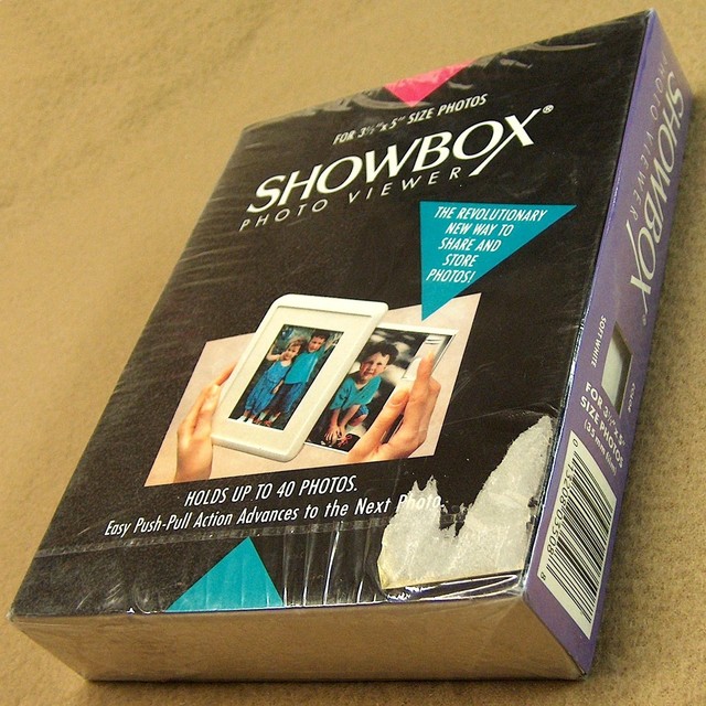 SHOWBOX Photo Viewer Holds up to 40 4x6 Photos - for sale online | eBay
