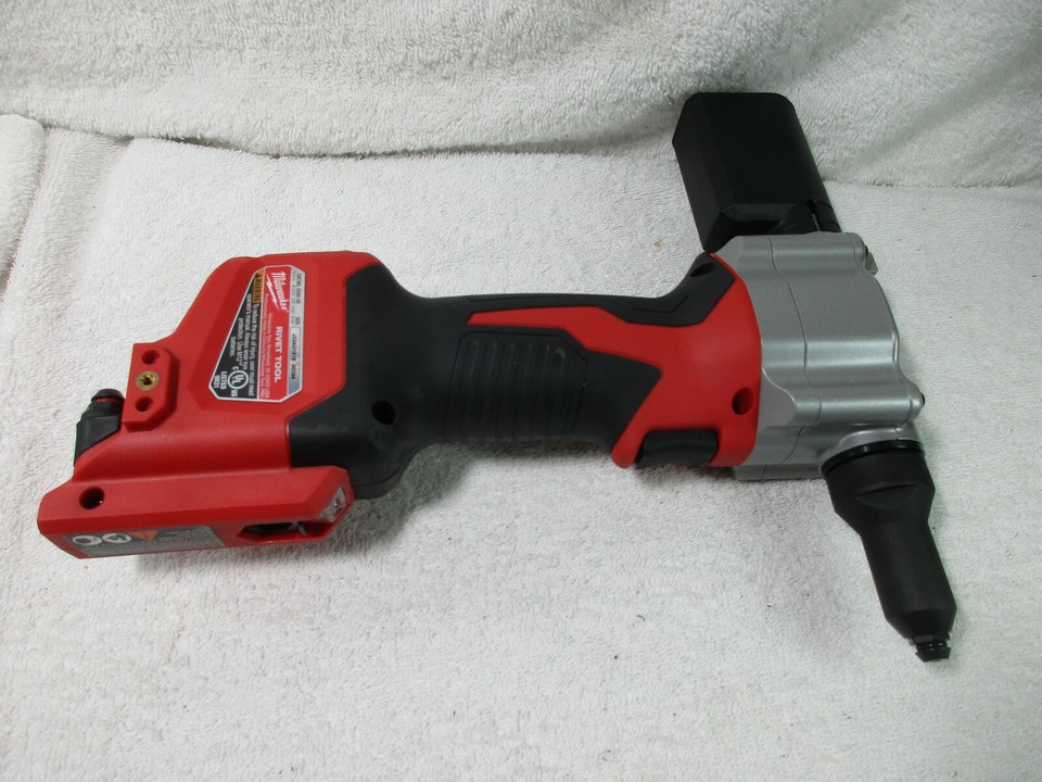 NEW Milwaukee 2550-20 M12 12 VOLT CORDLESS Pop Rivet Tool bare tool | eBay