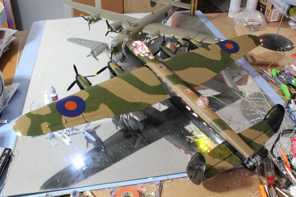 Avro Lancaster 1/32 HK Models 01E010 new with metal landing gear | eBay