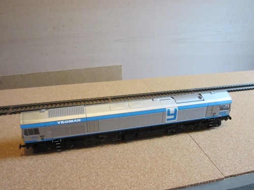 HORNBY R3041 CLASS 59 DIESEL LOCOMOTIVE 59005 'KENNETH J PAINTER ...