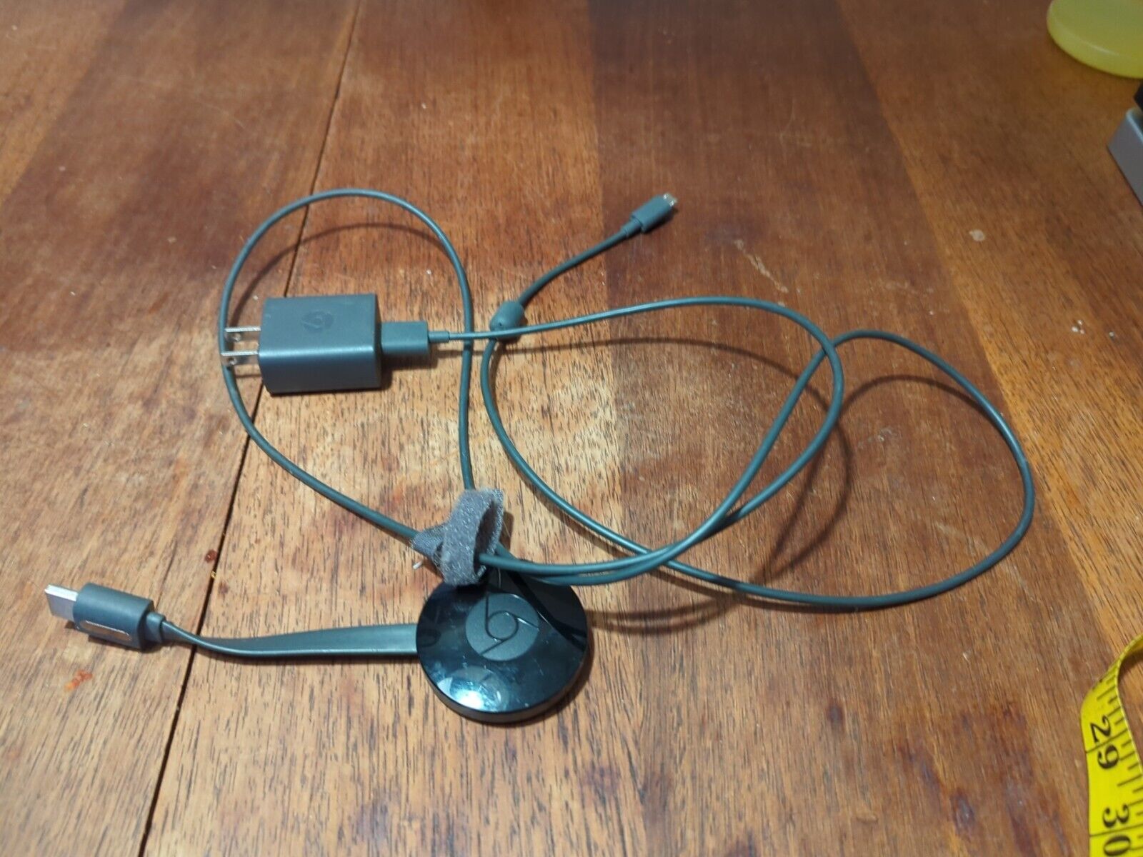 Google Chromecast NC2-6A5 1080p TV Media Streamer w/ Cable