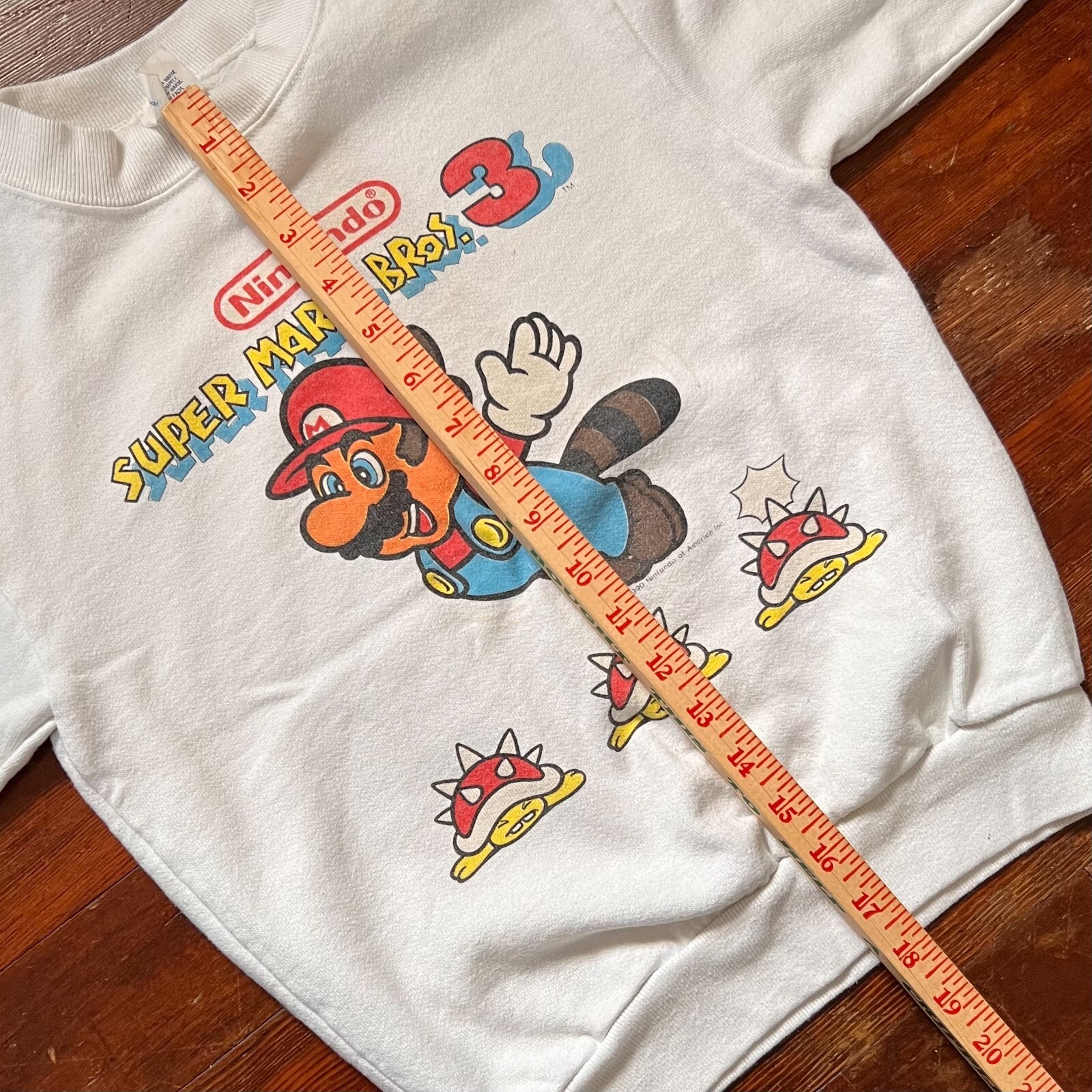 1990 Nintendo Vintage Super Mario Bros 3 Crewneck Swe… - Gem