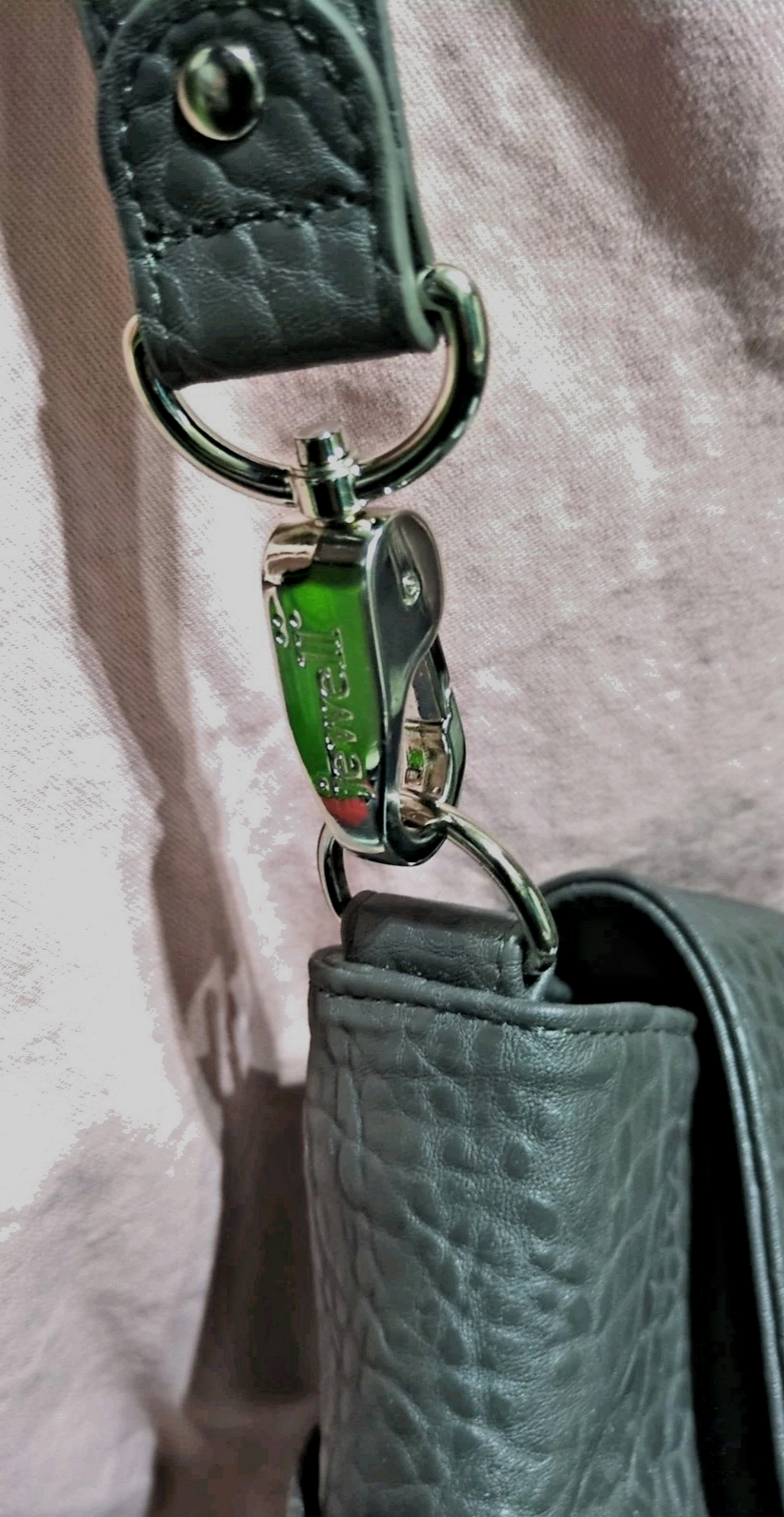 Women's Shoulder Bag Gray Pebbled Faux Leather Tote Purse Jewell Thirty ...