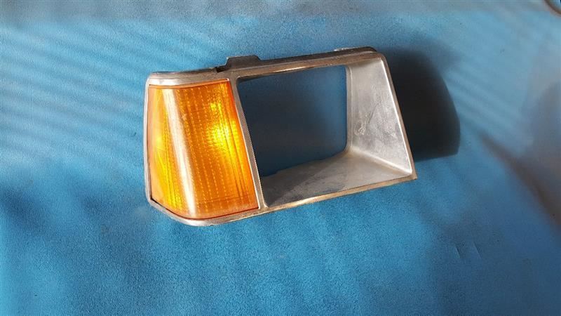 81 82 83 84 85 LYNX RIGHT HEADLIGHT DOOR/COVER/BEZEL CHROME 10220 | eBay