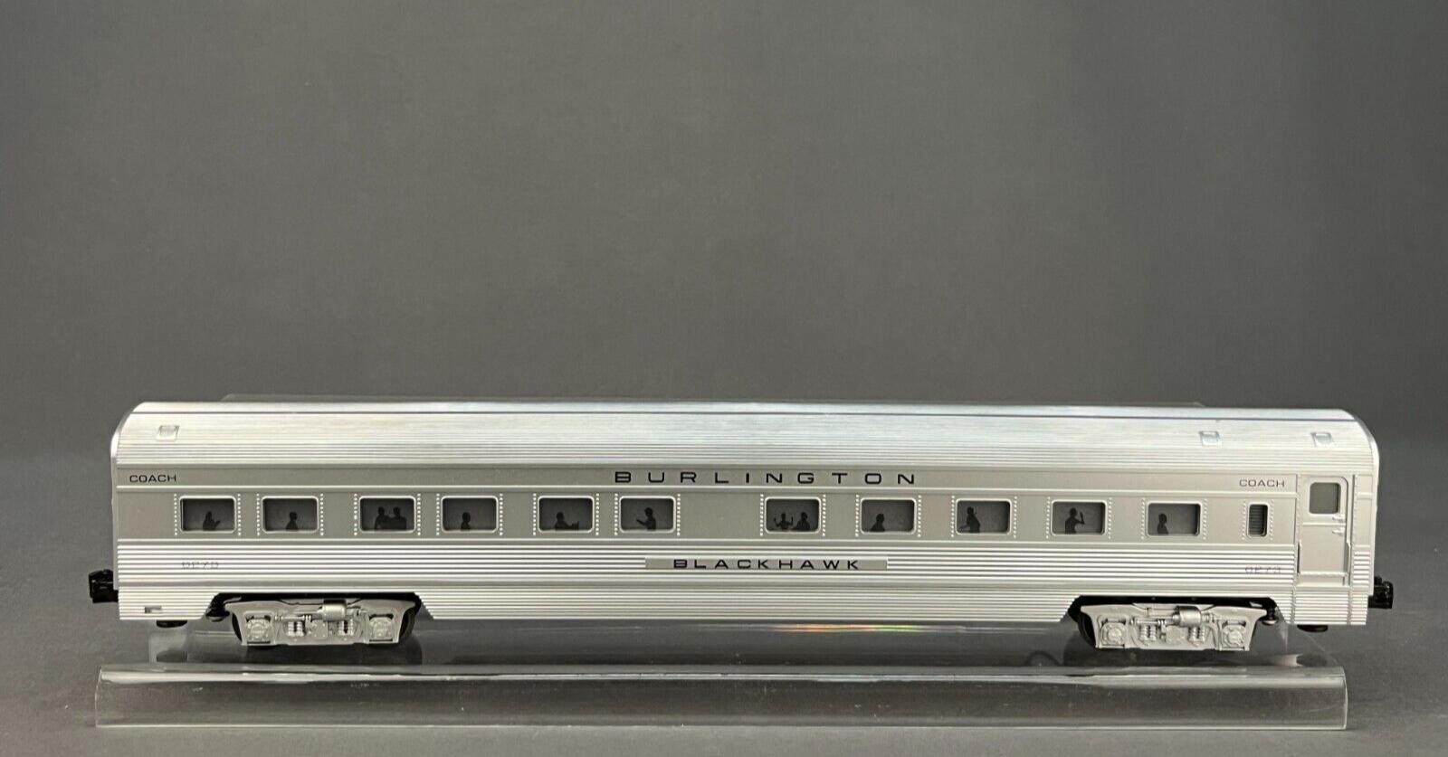 4 Williams/Bachmann O Gauge CB&Q Streamline Passenger Cars (#2) | eBay
