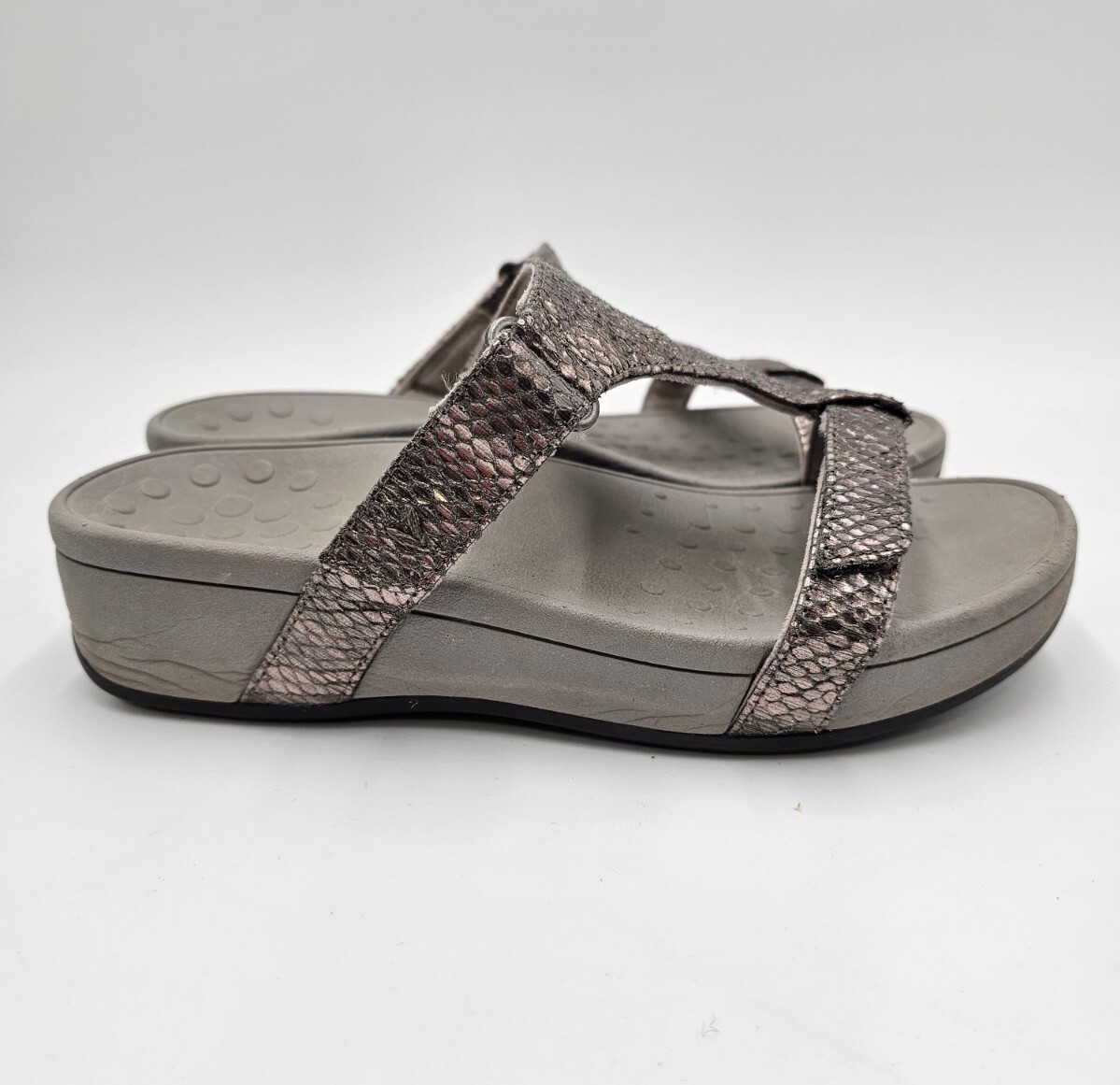 Vionic Pacific Ellie Metallic Snake Pewter Silver Comfort Sandals ...