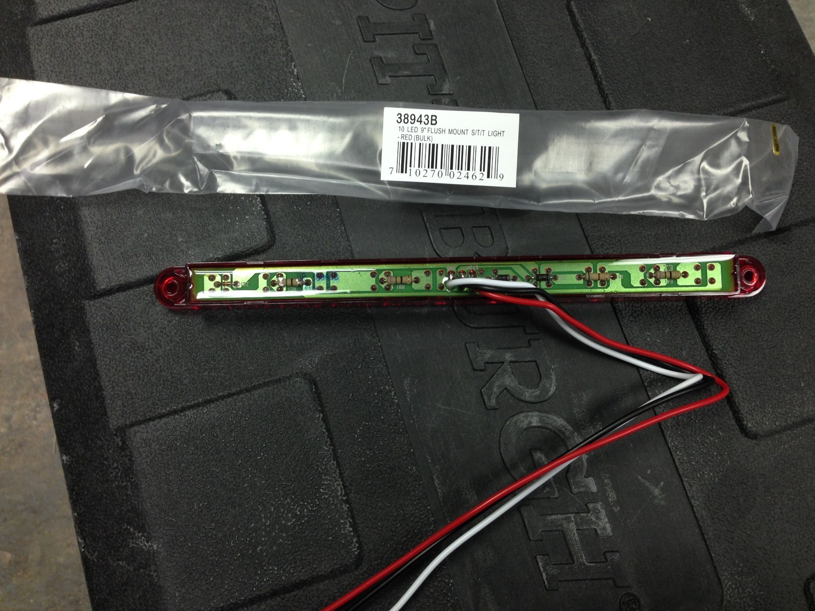 HARLEY BAGGER DUAL 12" LED LIGHT STRIPS REAR FENDER STOP TURN SIGNALS ...