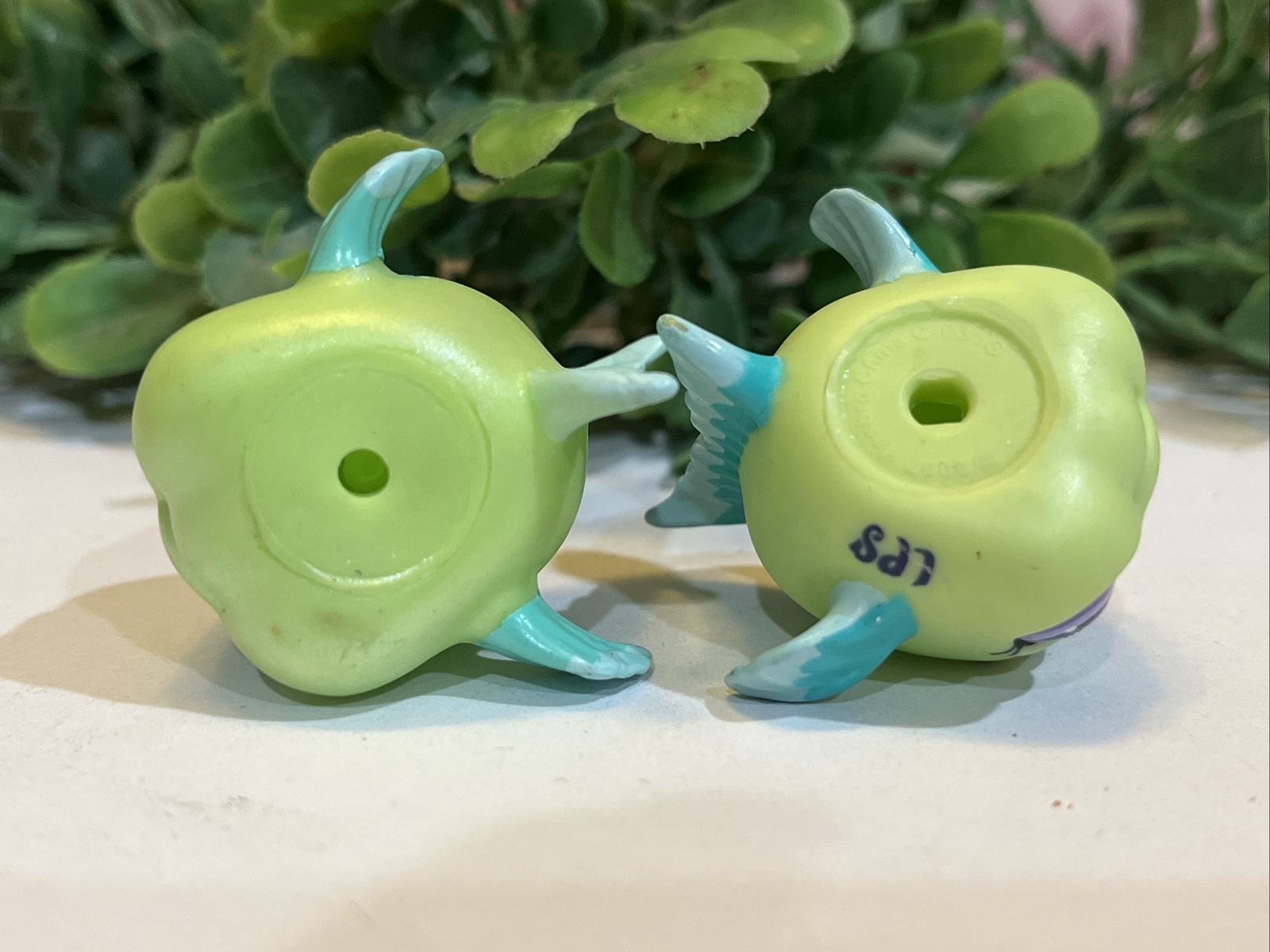 Littlest Pet Shop 514 2092 LPS Authentic Green Pink Clown Guppy Fish | eBay