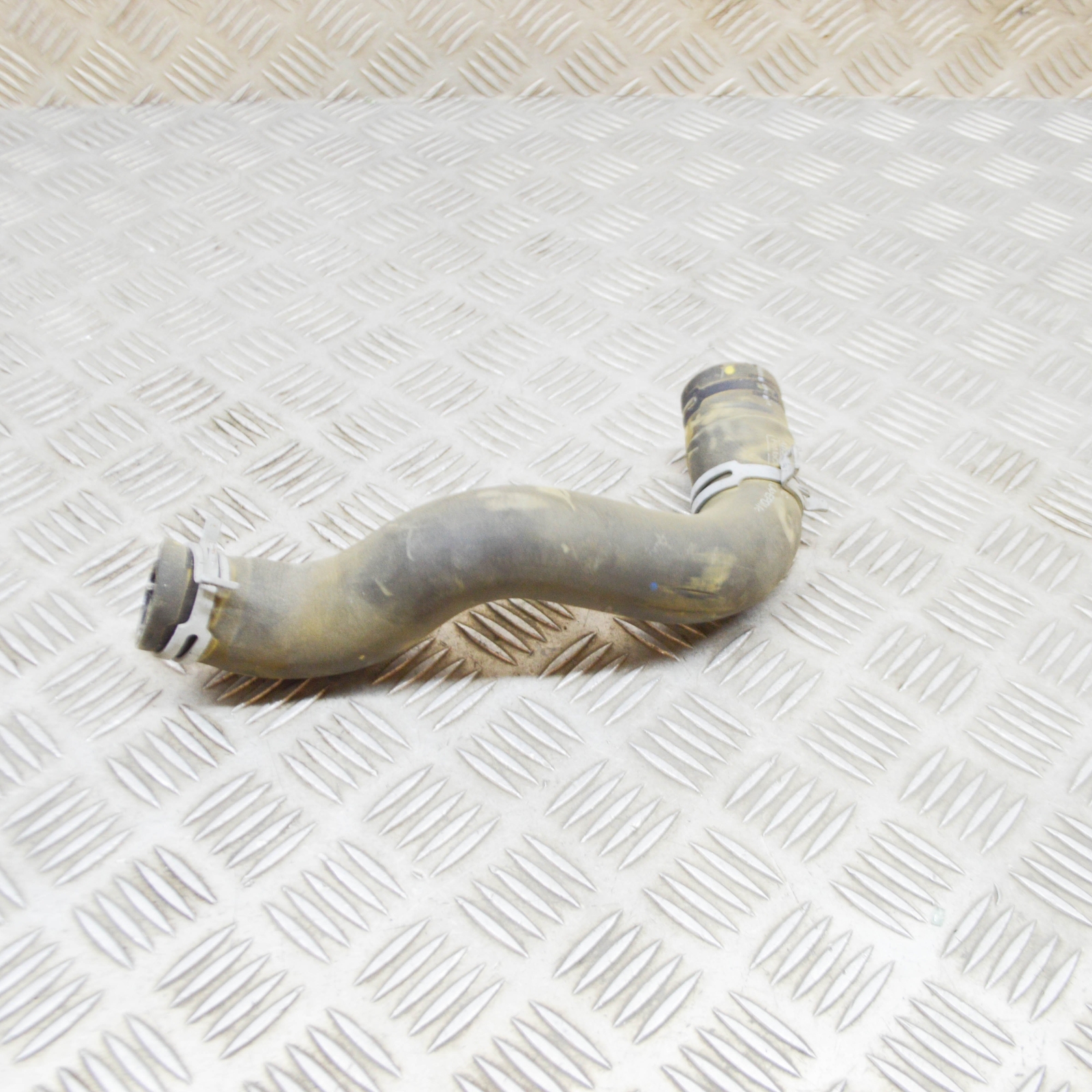 FORD RANGER TKE AB398B274BC Tuyaux de Liquide de Refroidissement 3.20 ...