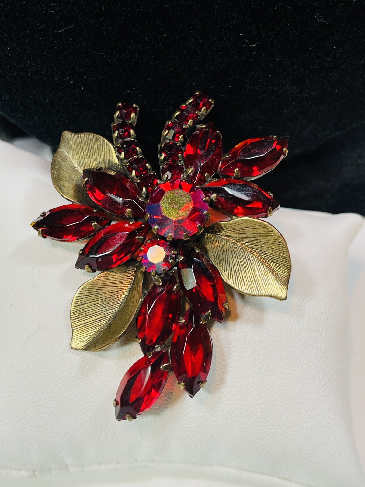 Weiss Ruby Red Rhinestone Golden Leaf Brooch Vintage … - Gem