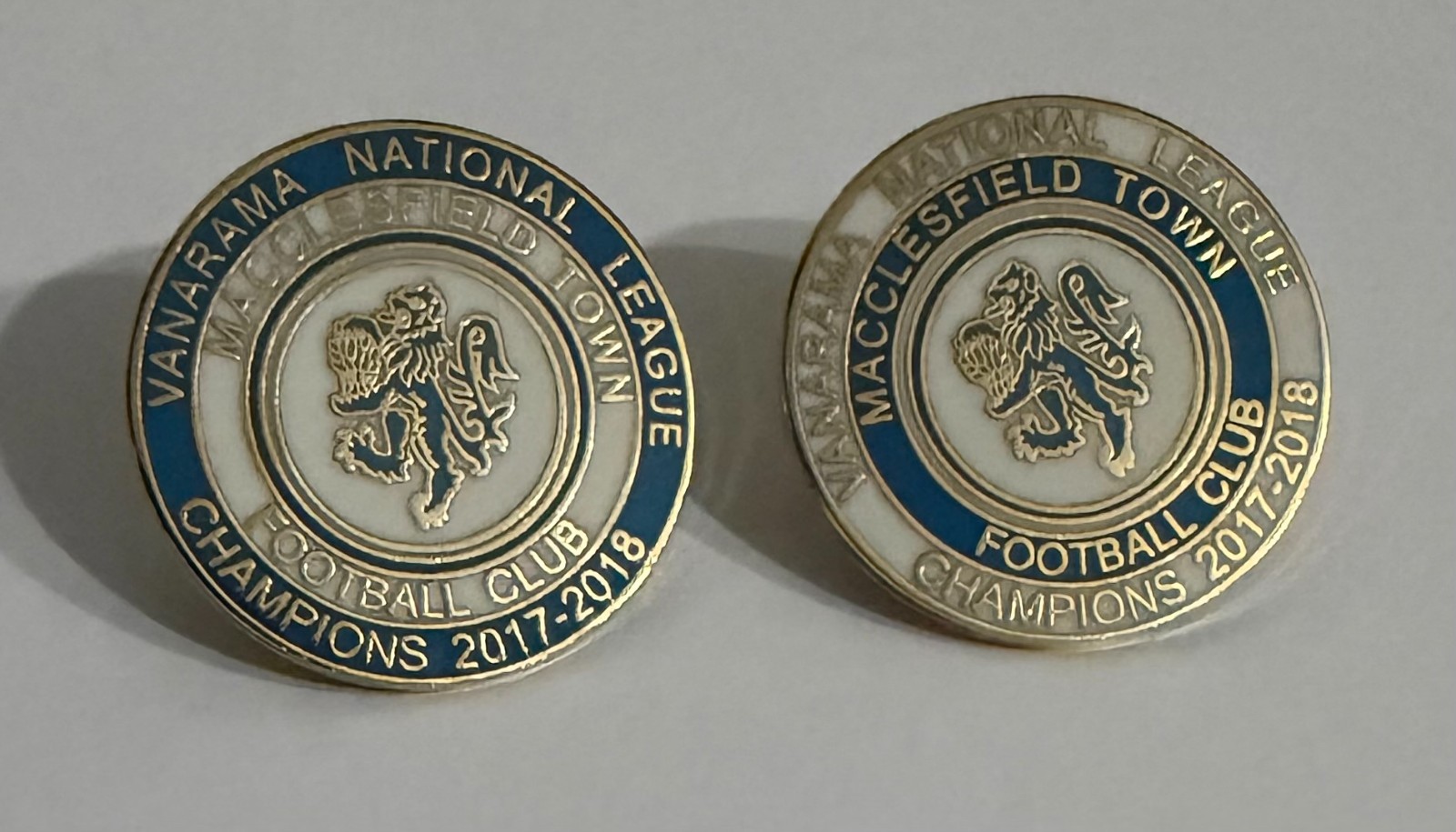 2 x MACCLESFIELD TOWN Football Club FC Badge 2017-2018 ENAMEL NON ...