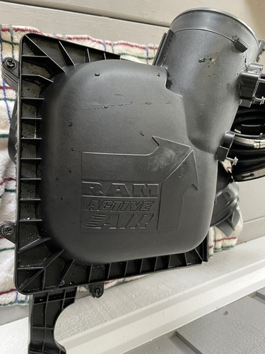 2017 Dodge 6.7 Cummins Diesel RAM ACTIVE Air Intake Cleaner Box ...