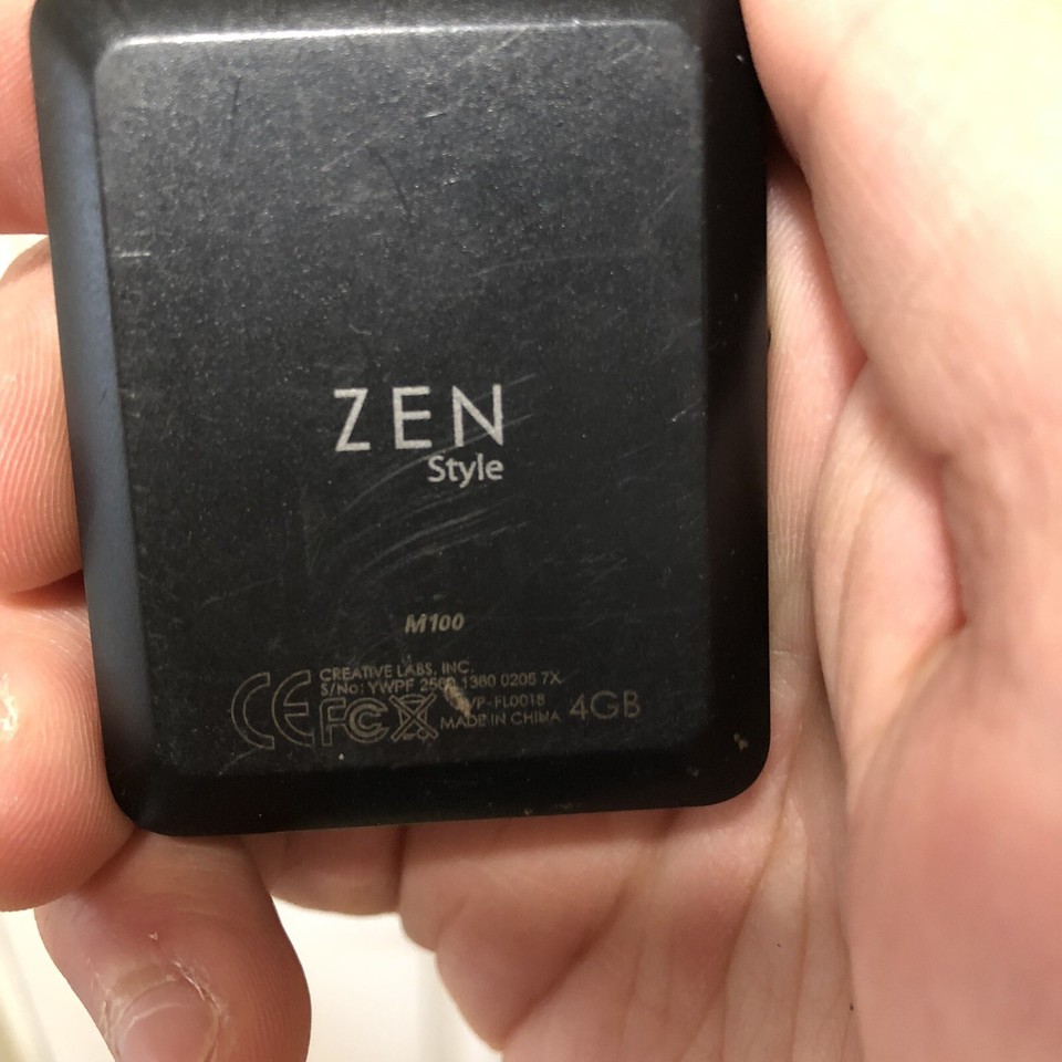 Creative ZEN Style M100 Black Bluetooth MP3 Media Player *Not Tested ...