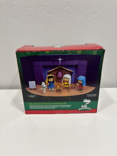 Peanuts Charlie Brown Mini Figure Set Fold Out Christmas Play Stage New ...