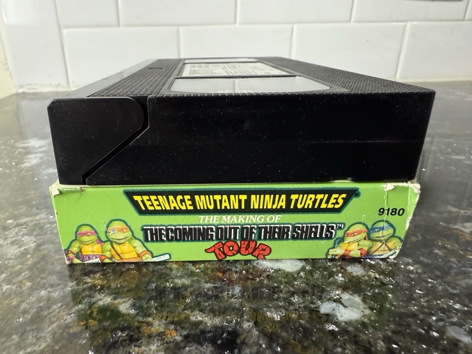 Teenage Mutant Ninja Turtles The Making of Coming Out Their Shells Tour ...