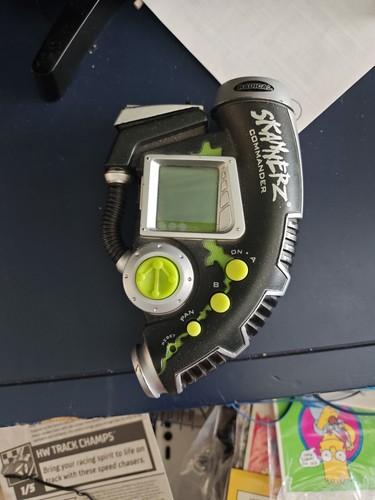 Skannerz Commander Radica 2001 Handheld Monster Scanning Game Retro Toy ...