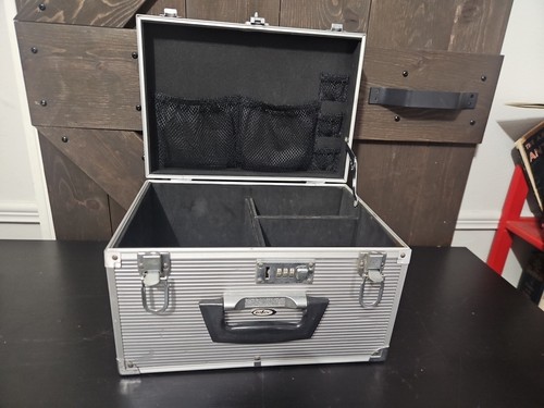 GameCube Pro Gamer Kit Intec Aluminum Metal Carrying Case suitcase game ...