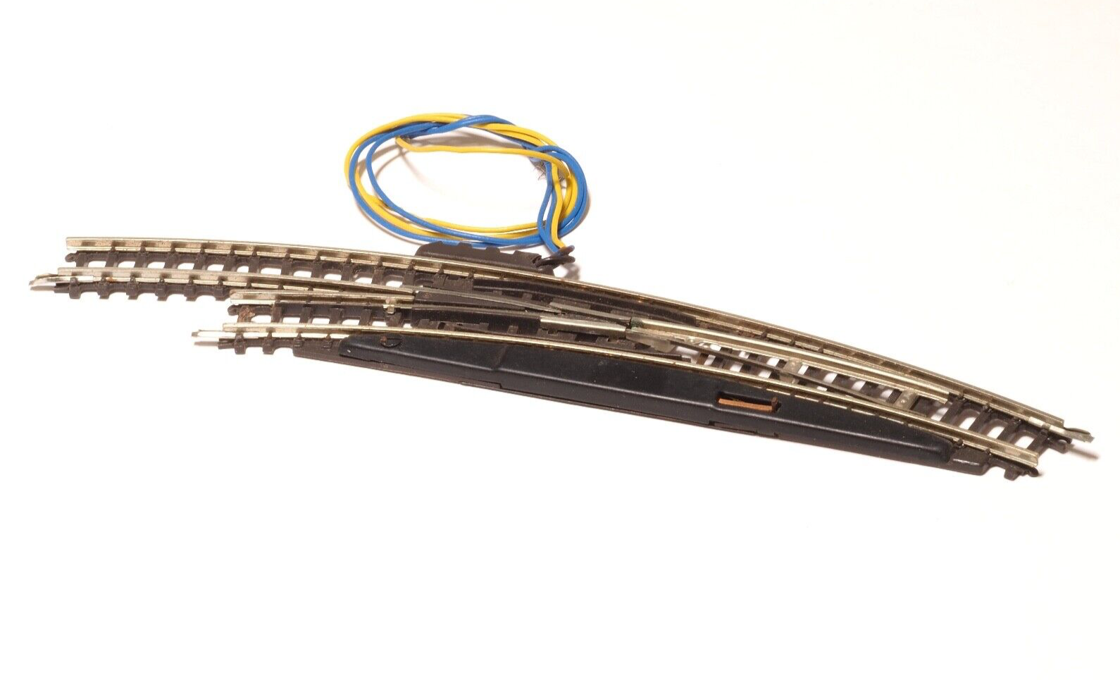 MARKLIN Z-scale - 8567 / 8568 - curved electric turnout LEFT, used in ...