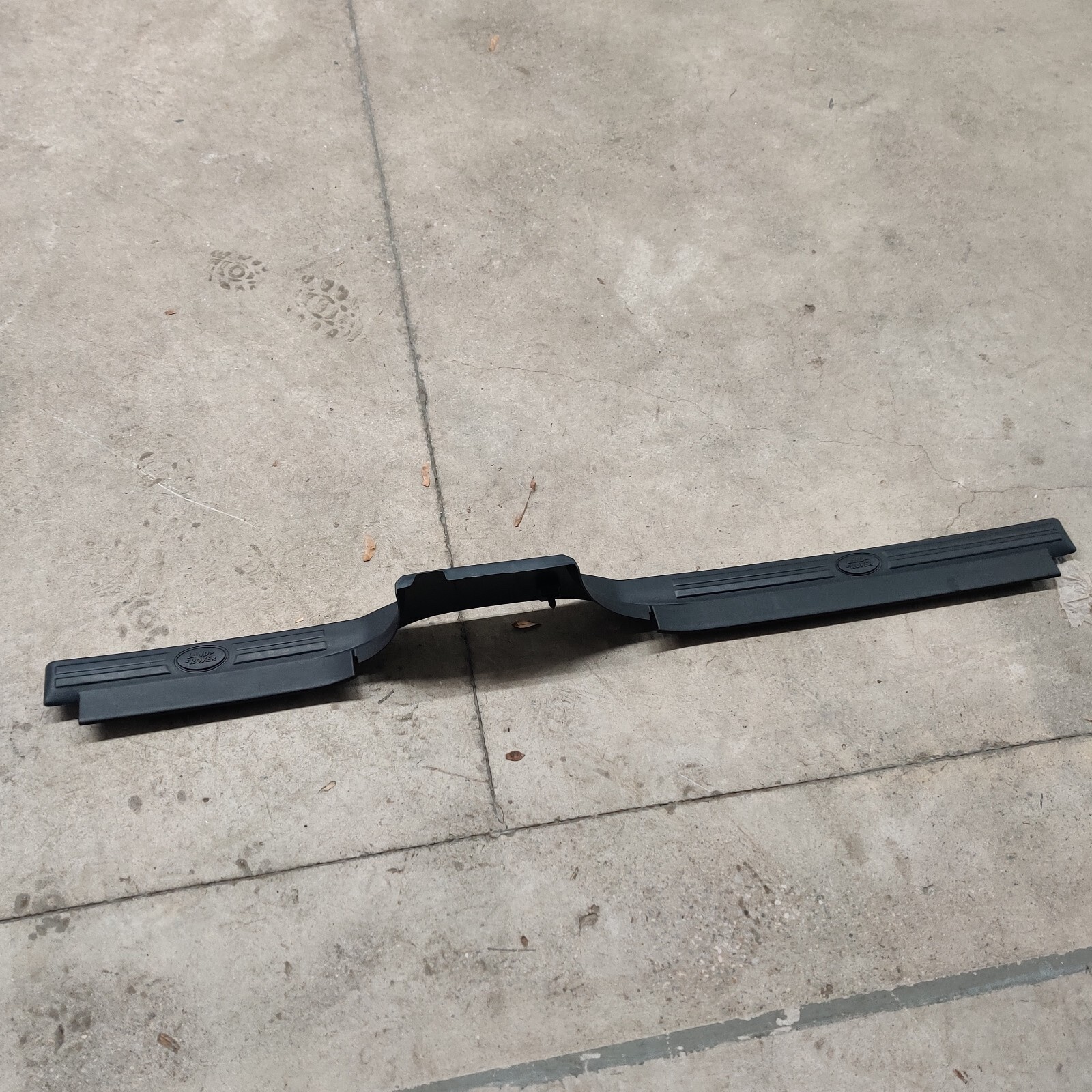 05-2016 LAND ROVER LR3 LR4 RIGHT PASSENGER SIDE DOOR SILL SCUFF PLATE ...