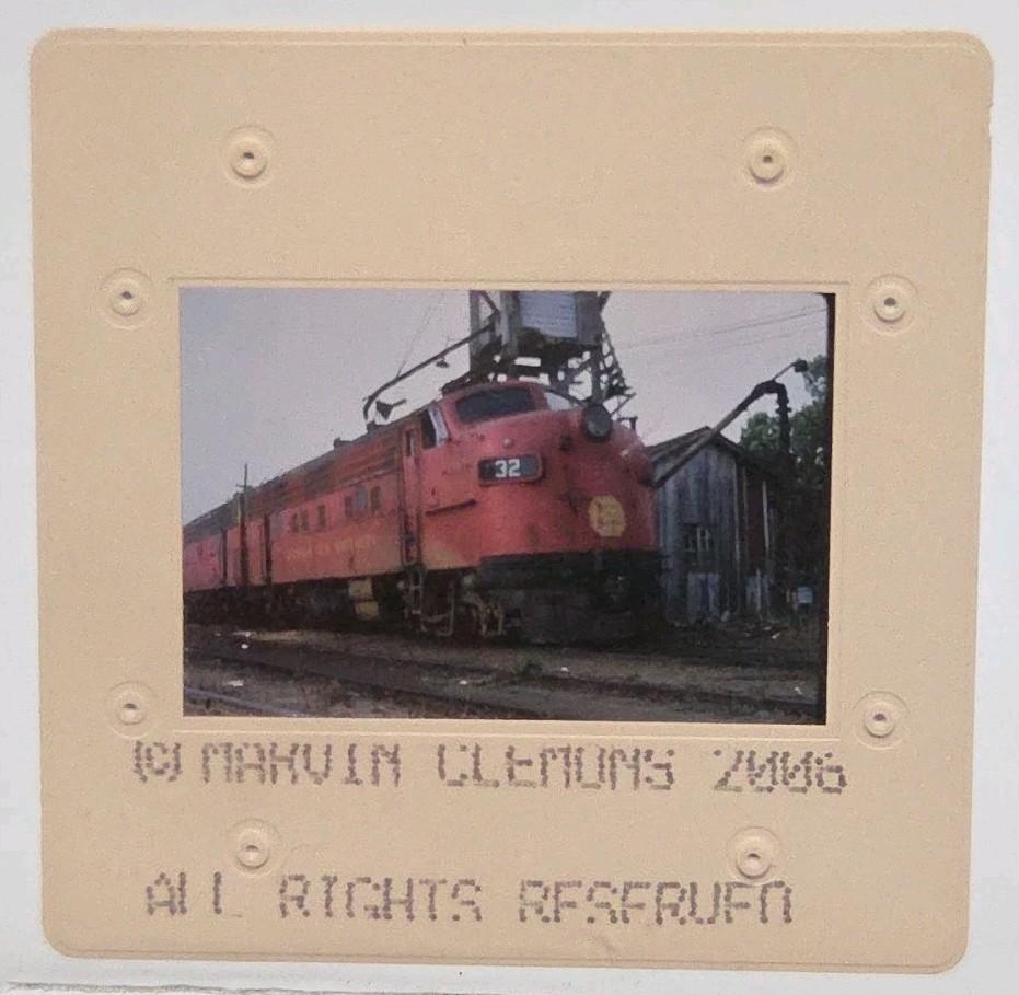 Lot 2 Duplicate Slides-KCS (Kansas City Southern) EMD FP9A #32 (2 Shots ...
