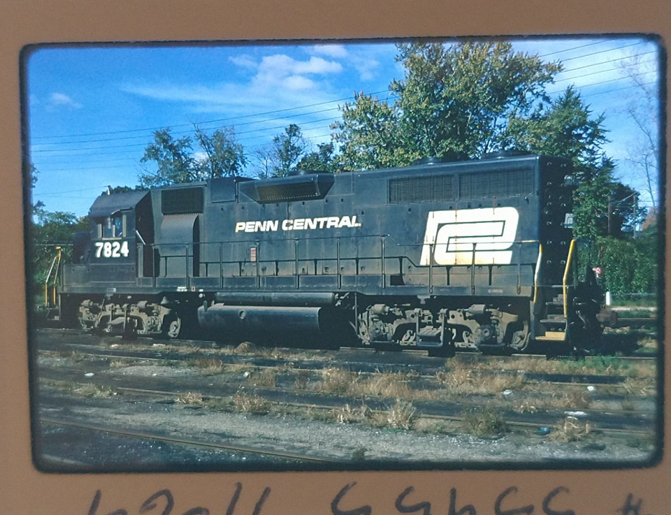 Vtg 1972 Train Slide Penn Central GP-38 #7824, Niles Mich Loc BBB | eBay