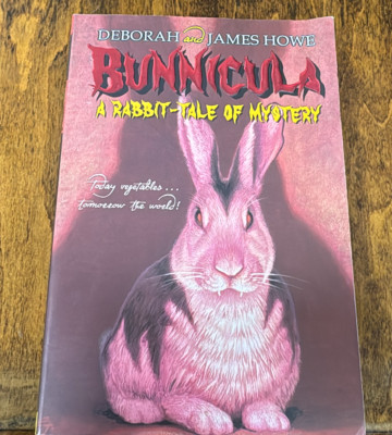 Bunnicula : A Rabbit-Tale of Mystery by Deborah And James Howe (B148 ...