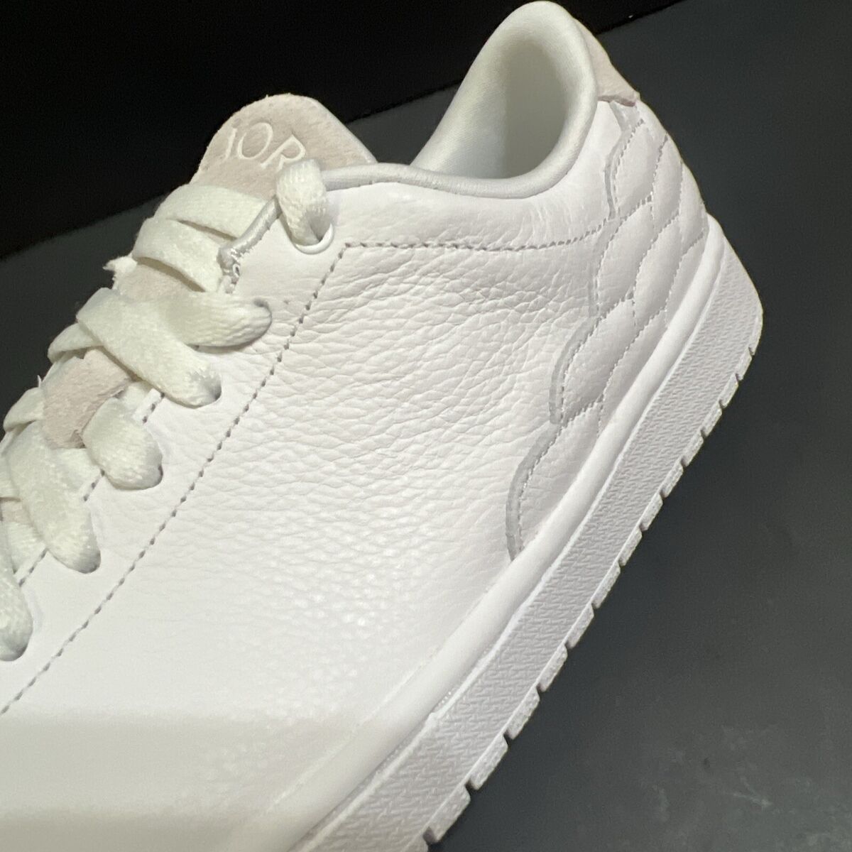 Sz 8 - NIKE AIR JORDAN 1 CENTRE COURT MENS TRIPLE WHITE Sz 8 - NIKE AIR JORDAN 1 CENTRE COURT MENS TRIPLE WHITE