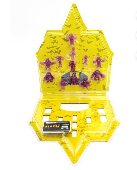 CultureFly Tiny Mights - Batman: Arkham Asylum LE - 12 Action Figures ...