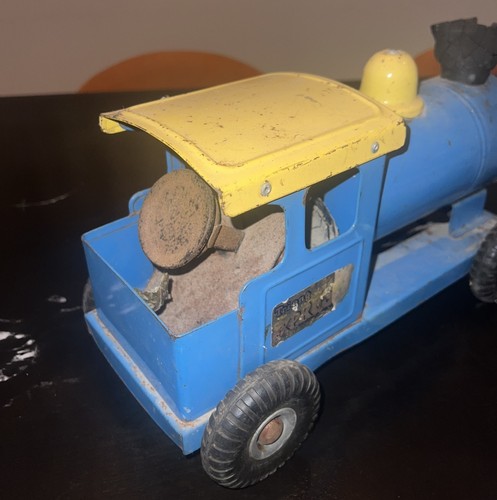 Tri-ang Express "Baby Puff Puff" 1960's Tin Engine. Made in England ...