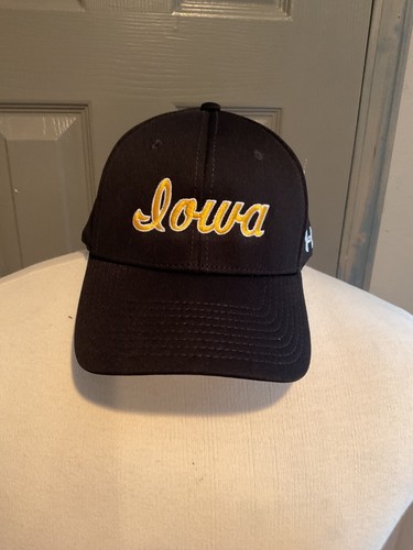 Iowa Hawkeyes Hat -Under Armour Fitted Cap Size Small Embroidered Logo ...