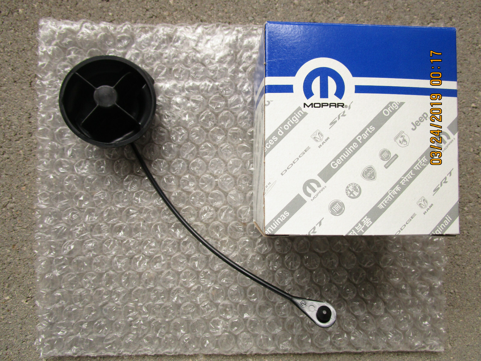 CHRYSLER RAM MOPAR 82214609 DIESEL FUEL TANK FILLER CAP COVER WITH ...