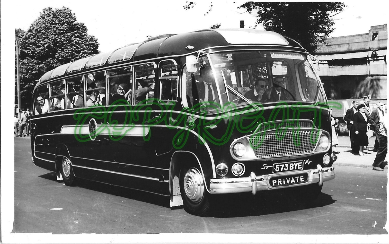 Evan Evans, London (Bedford SB 573 BYE) = B&W Photo | eBay UK