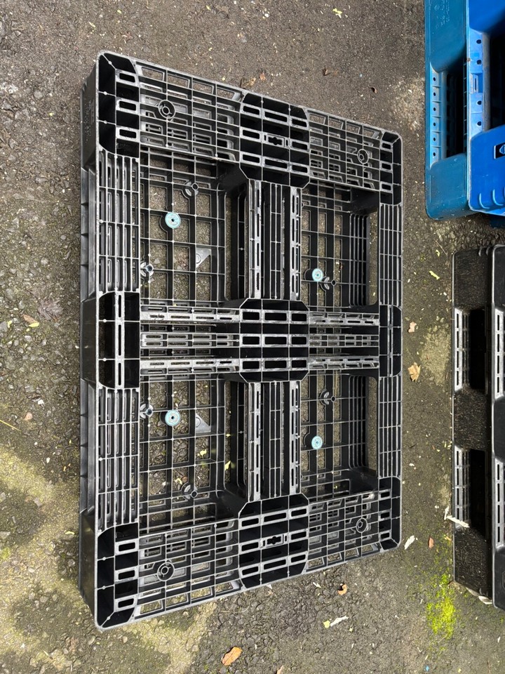 Plastic Short Euro Pallets 1100x800mm | eBay
