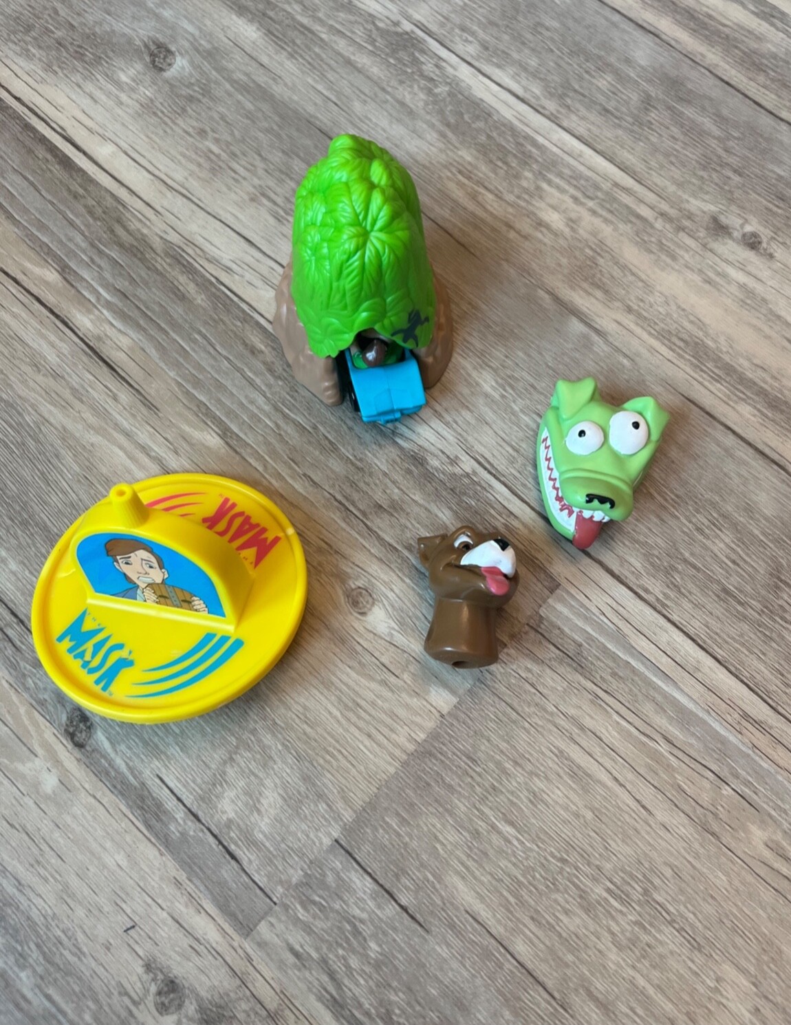 Taco Bell Vintage The Mask Animated Series Milo The Dog and ace Ventura ...