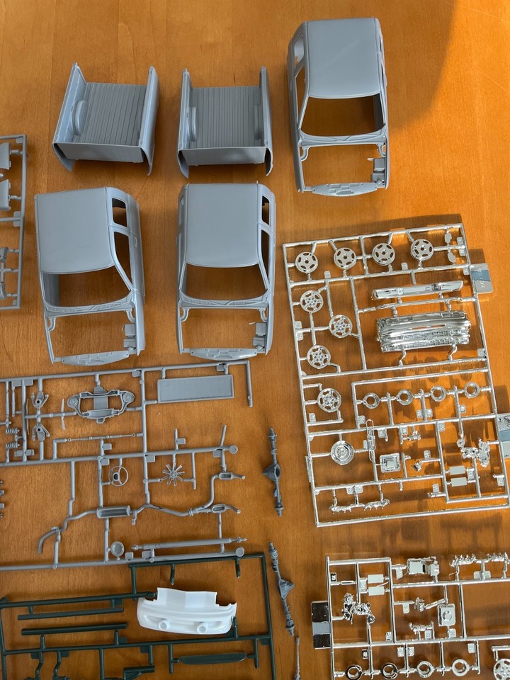 1/25 REVELL MONOGRAM Chevy C1500 Wave runner Pick up TEST SHOTS Kit #85 ...