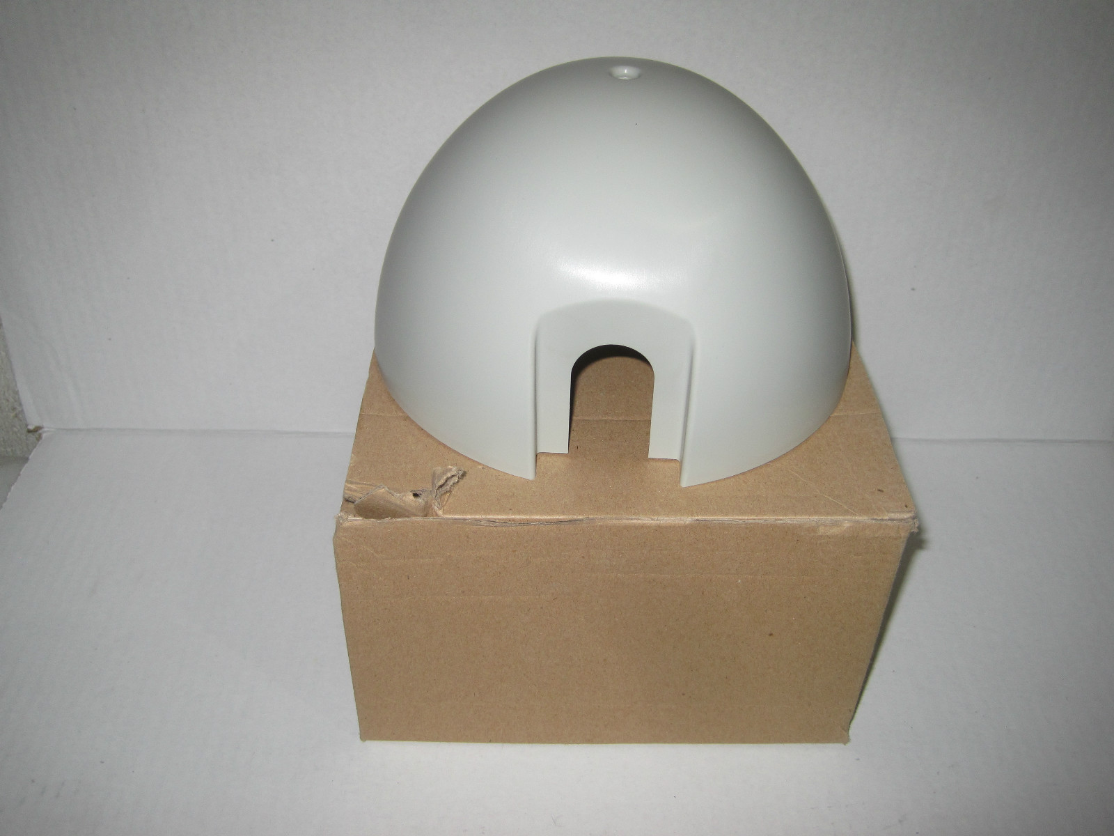Sunforce 600 Watt Wind Generator Turbine Nose Cone Hub and 3 Blades ...