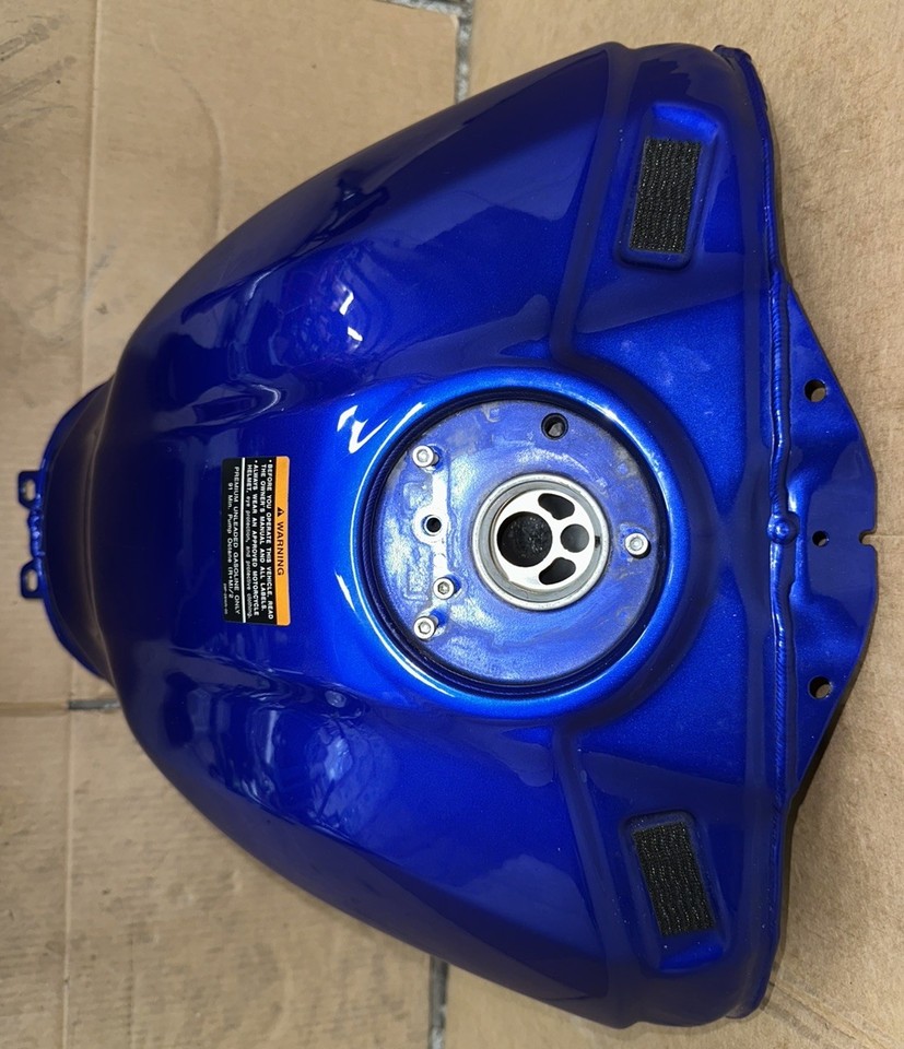 20-25 Yamaha YZF R1 GAS TANK FUEL PETROL RESERVOIR BLUE FUEL PUMP 21 22 ...