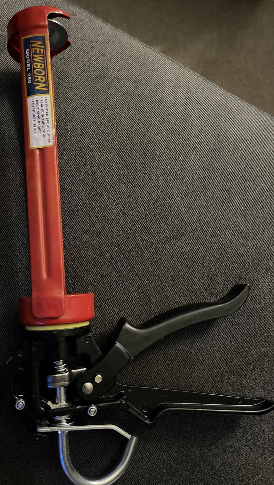 Newborn Model 250 Caulking Gun Red New | eBay