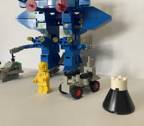 1984 Vintage LEGO Space Set 6951 Robot Command Center 1 Minifig ...